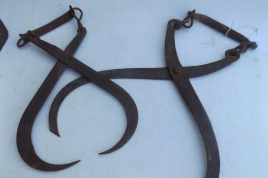 Auction Ohio | Antique Ice Clamps