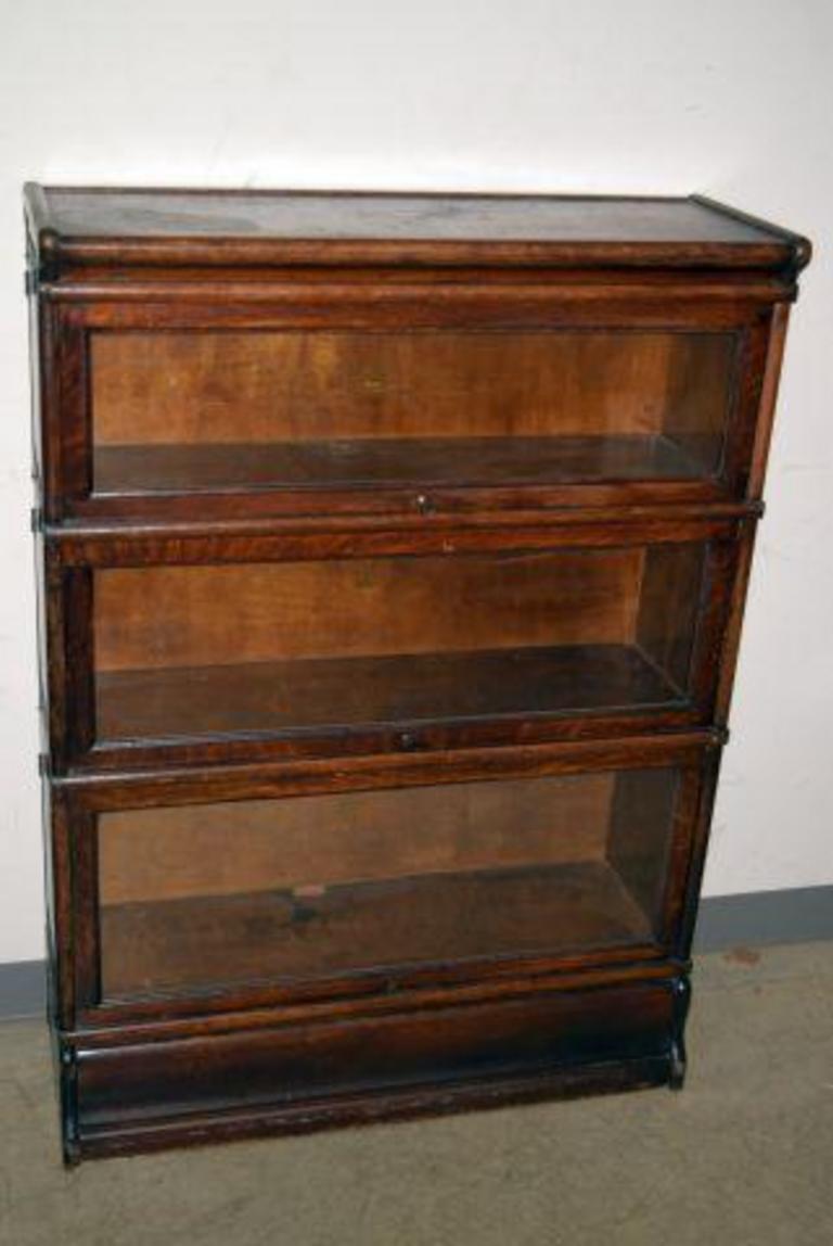 Auction Ohio | Barrister's Bookcase