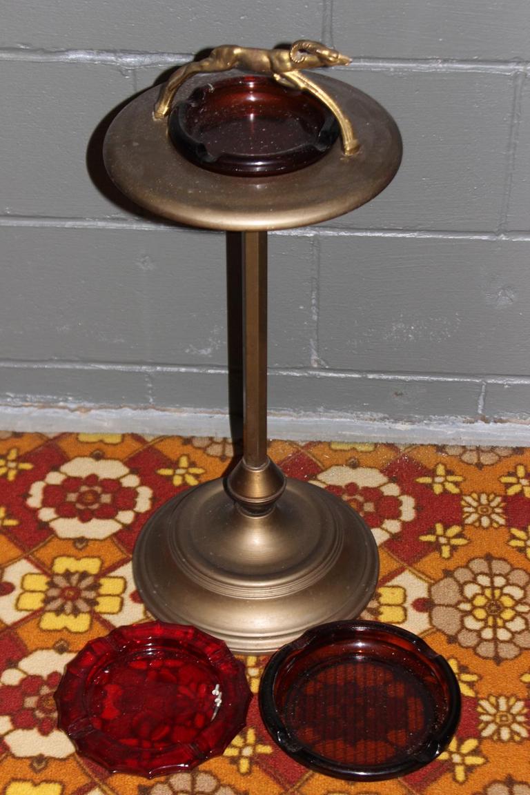 Auction Ohio | Vintage smoking stand