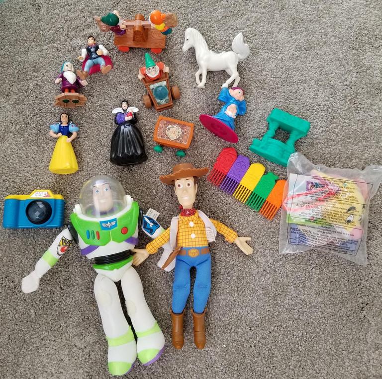Auction Ohio | Vintage Children's Toy Lot