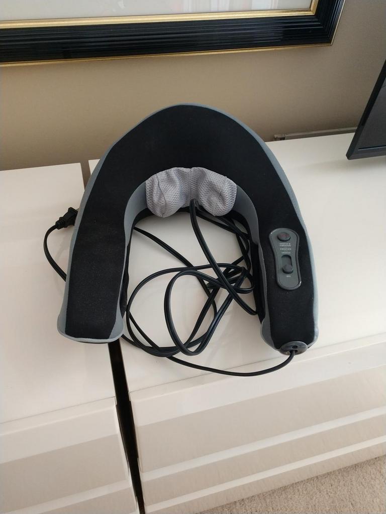 Auction Ohio | Neck Massager With Heat