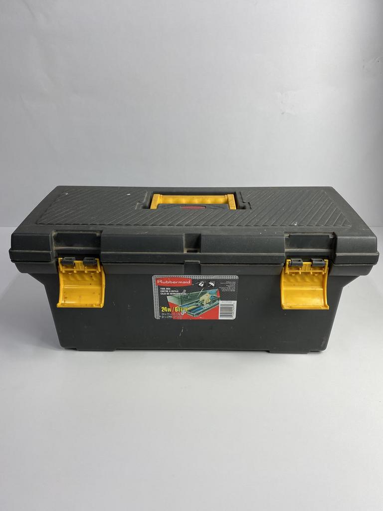 Auction Ohio | Rubbermaid Tool Box