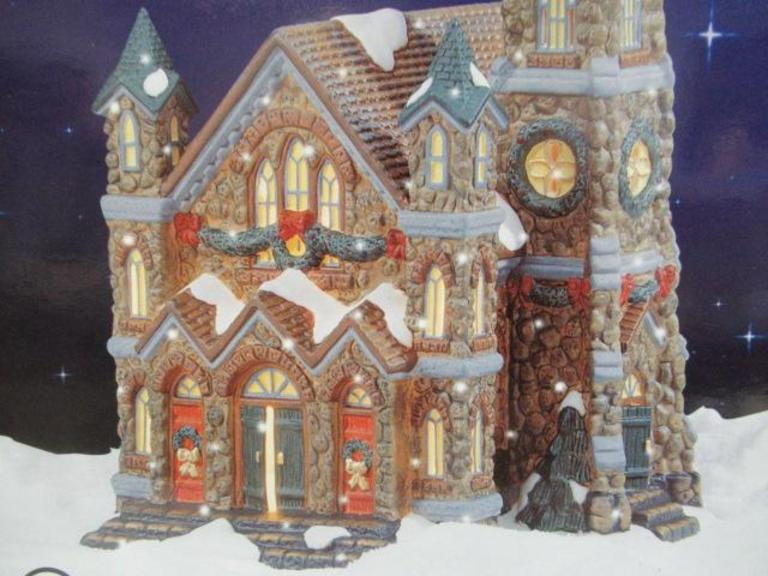 Auction Ohio | Porcelain Lighted House - Church