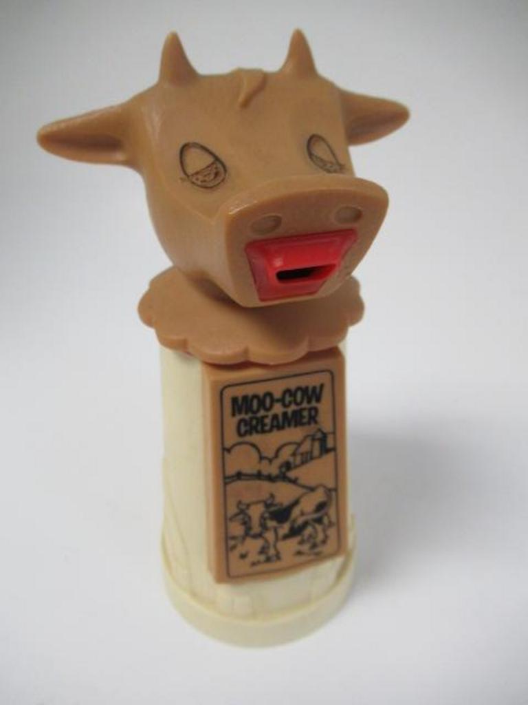 Auction Ohio | Vintage Moo Moo Creamer