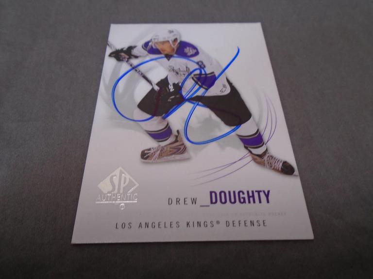 Auction Ohio | Drew Doughty Autograph