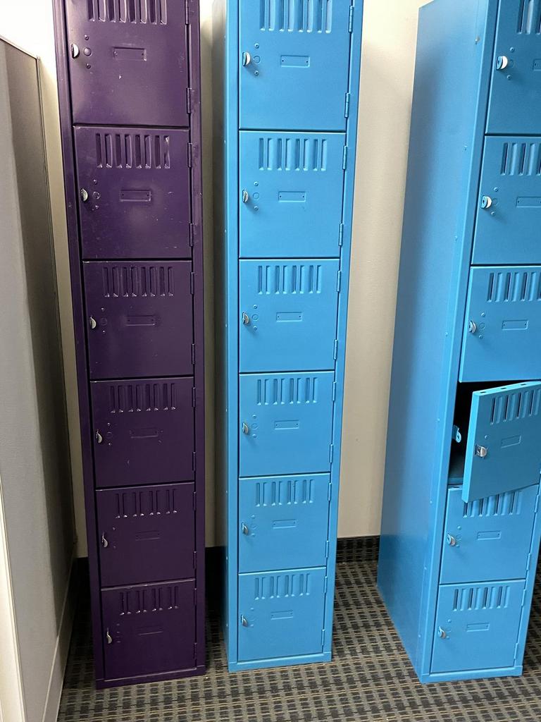 Auction Ohio | Locker Storage Unit