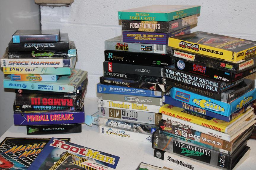 Auction Ohio | Empty Computer Games Boxes