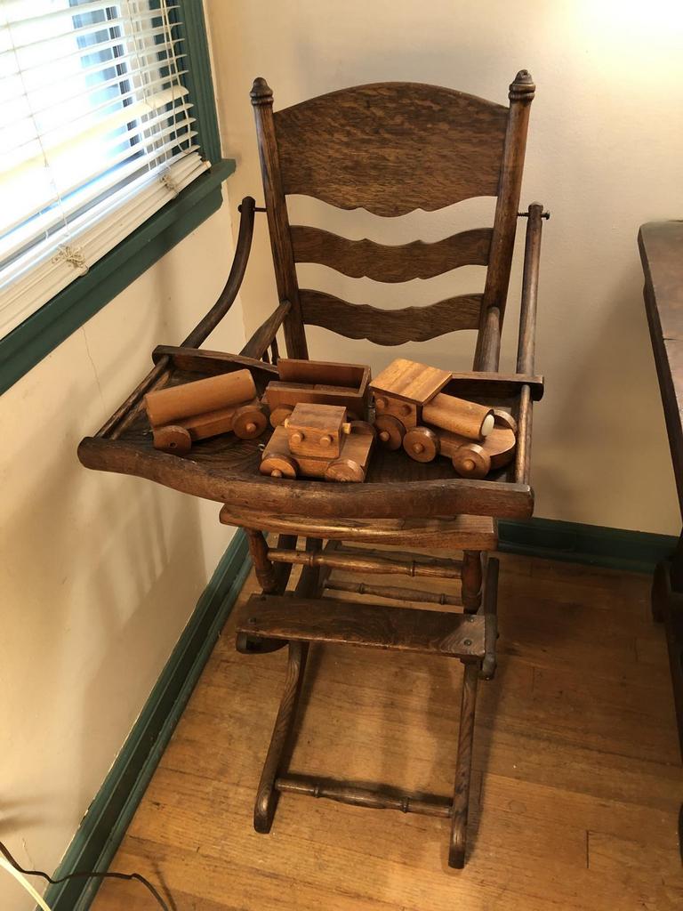 Auction Ohio | Antique High Chair
