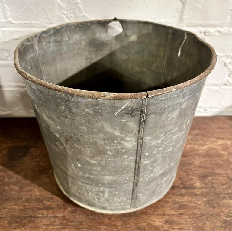 Auction Ohio | Galvanized Bucket