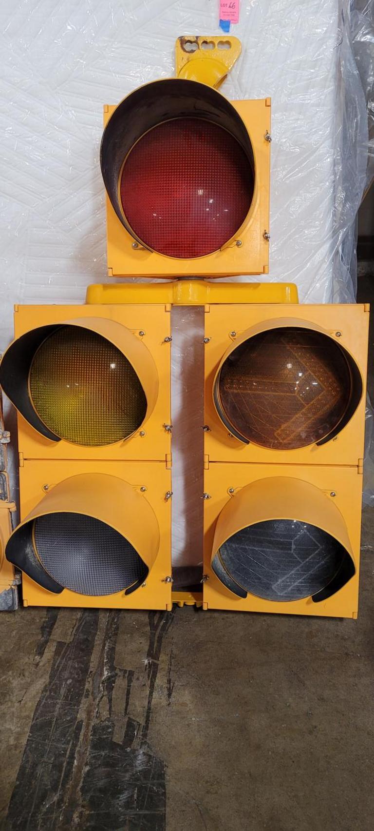 Auction Ohio | Double Stop Light