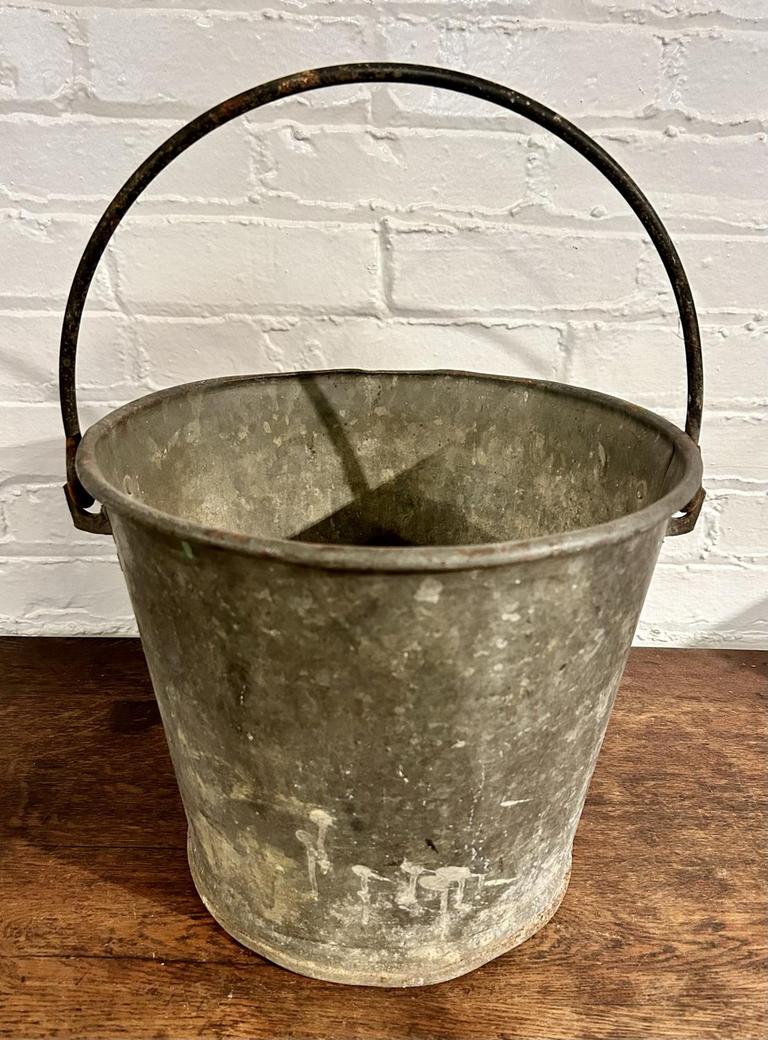 Auction Ohio | Heavy Galvanized Bucket