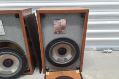 Auction Ohio | Infinity QE Speaker Pair