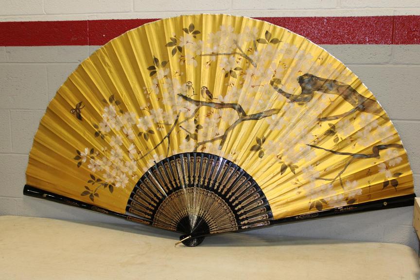 Auction Ohio | Painted Chinese Fan