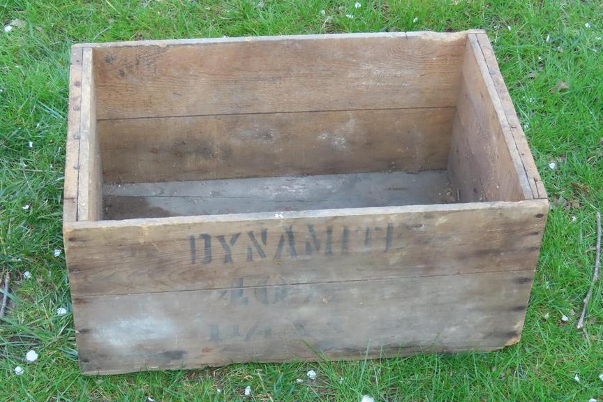 Auction Ohio | Antique Dynamite Crate