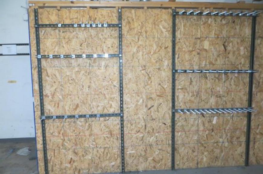 Auction Ohio | Unistrut Racking