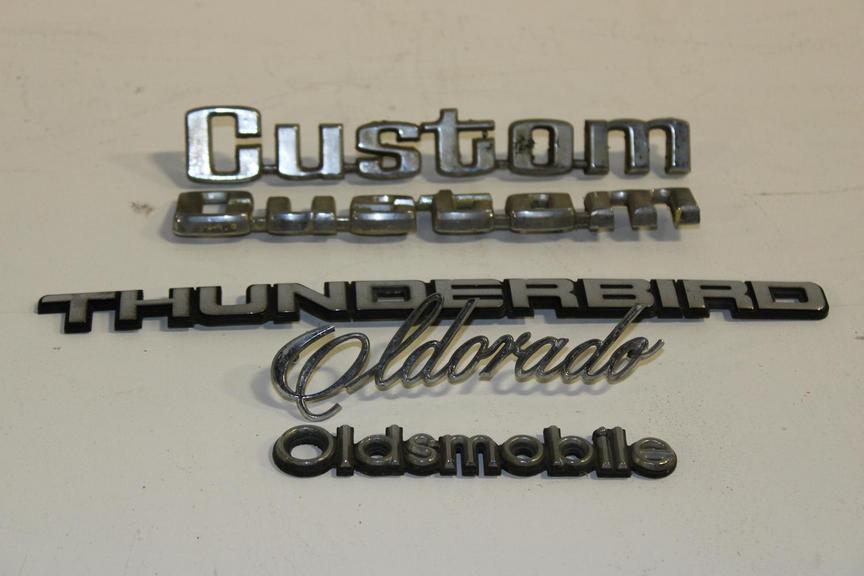 Auction Ohio | Vintage Car Emblems