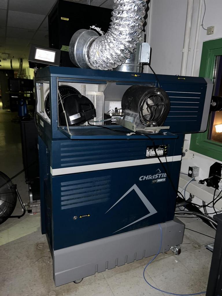 Auction Ohio | Christie Projector