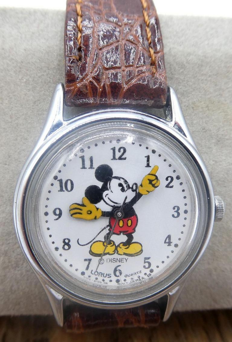 Auction Ohio | Disney Mickey Mouse Watch