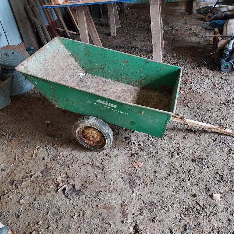 Auction Ohio | Jackson Trailer Cart