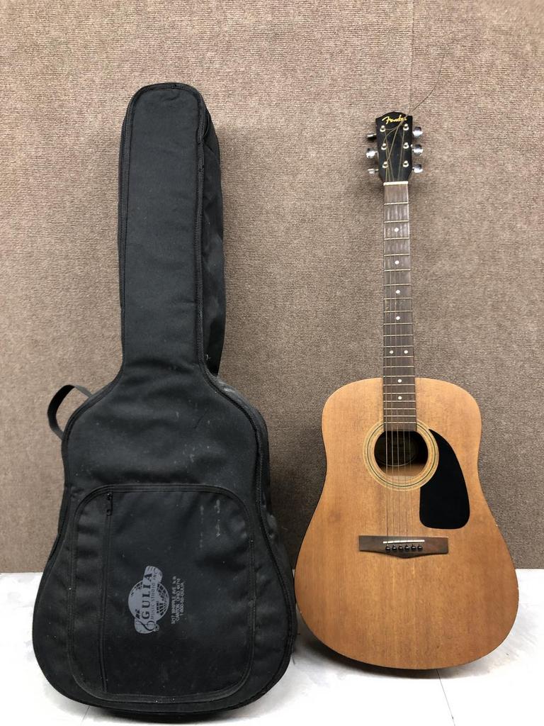 Auction Ohio | Fender Acoustic Guitar