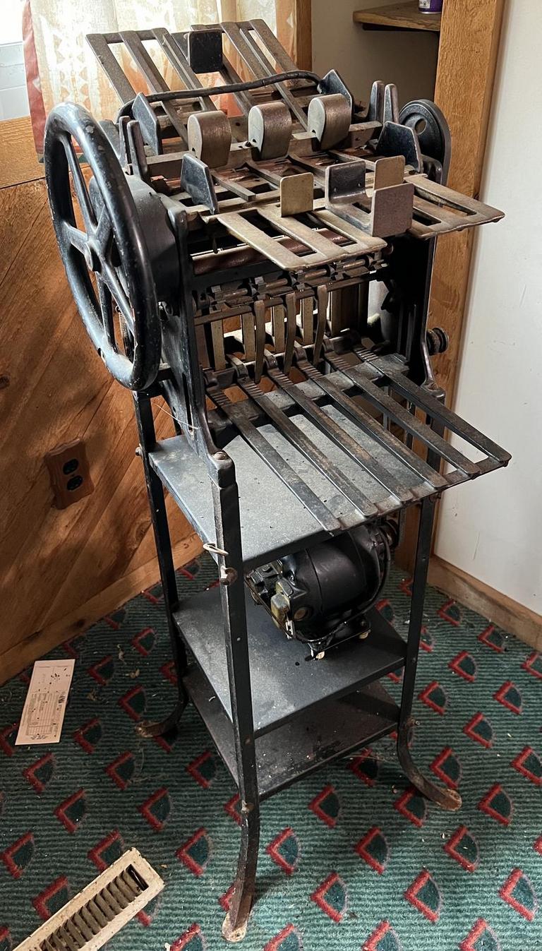 Auction Ohio | Antique Multigraph Folder